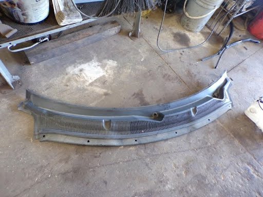 2013-Ford Explorer-Cowl Vent Panel – County Auto Salvage LLC